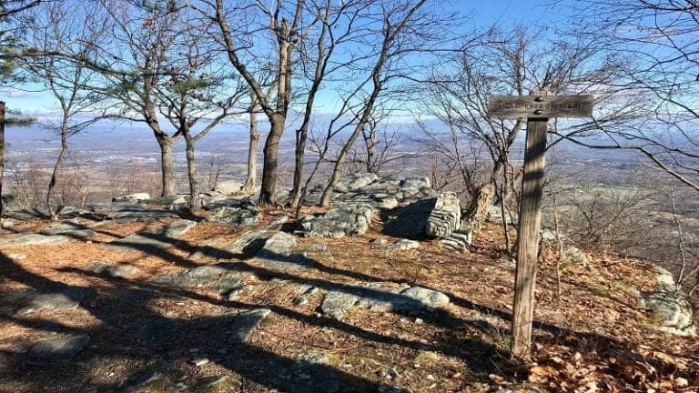 Signal Knob: Hike to a Civil War Overlook in Front Royal