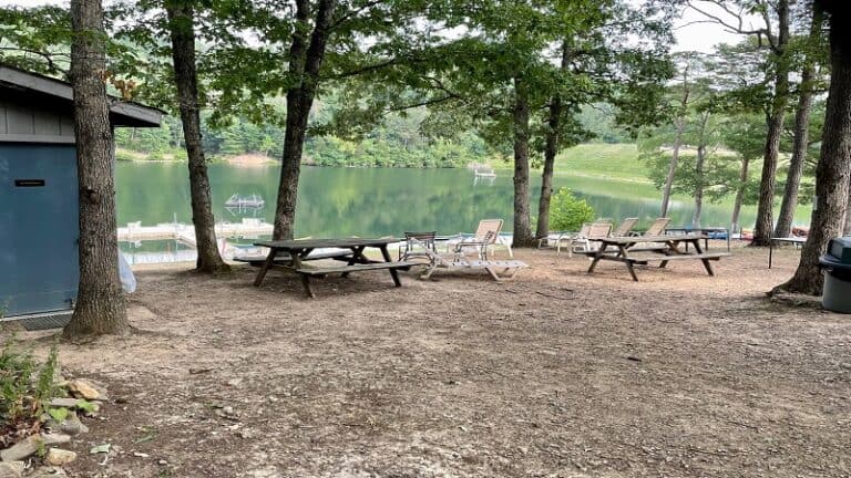 Lake Laura: A Refreshing Loop Hike Near Bryce Resort