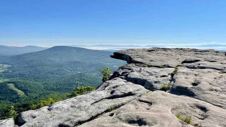 Tinker Cliffs: Hike the Andy Layne Trail in Virginia